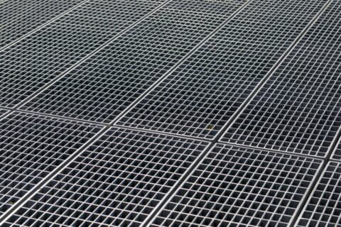 Tepat Guna dan Tahan Lama! Plat Grating, Komponen Penunjang Aneka ...